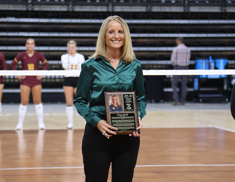 Sports Roundup: Northwestern's Nora Groft Named To Coaches Hall Of Fame ...