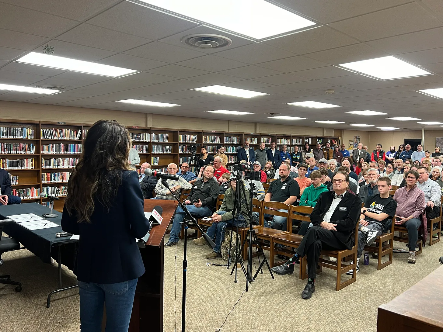 Constituents Pepper Noem With Pipeline, VP Questions | Aberdeen Insider