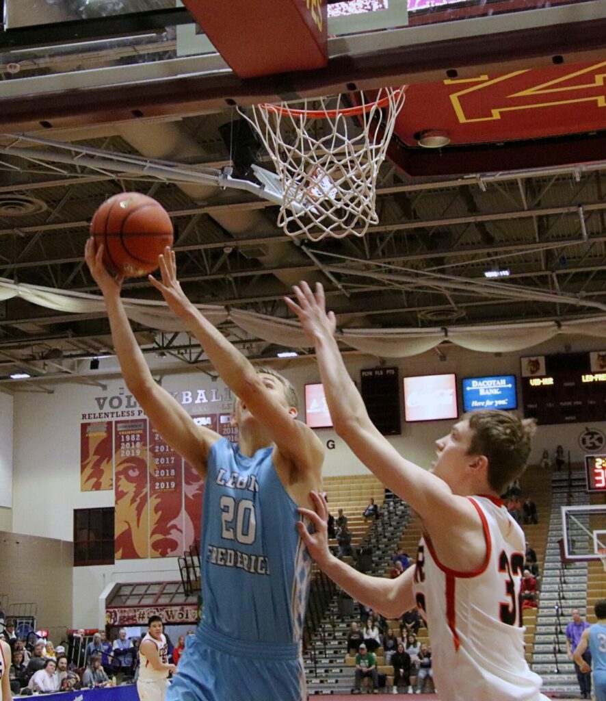 State B Basketball: Howard Outlasts Three-time Champ De Smet In OT To ...