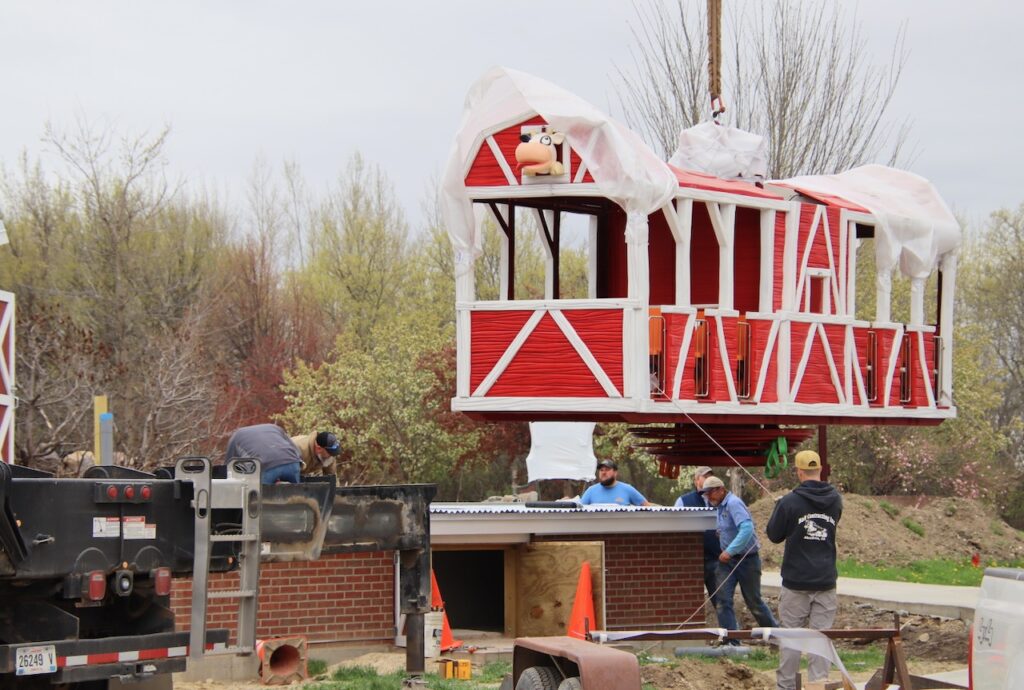 Install Of New Barnyard Ride Begins In Storybook Land | Aberdeen Insider