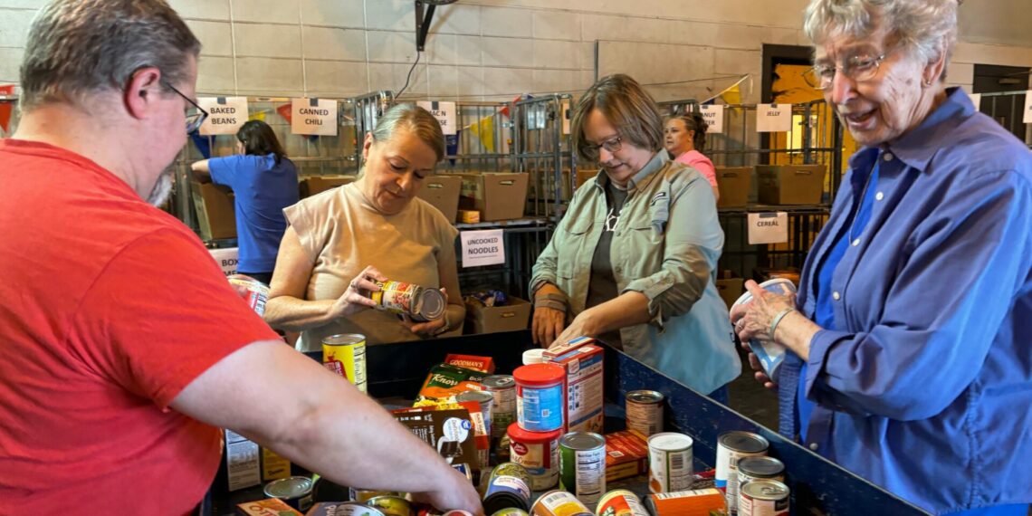 Gallery: Stamp Out Hunger Food Drive | Aberdeen Insider