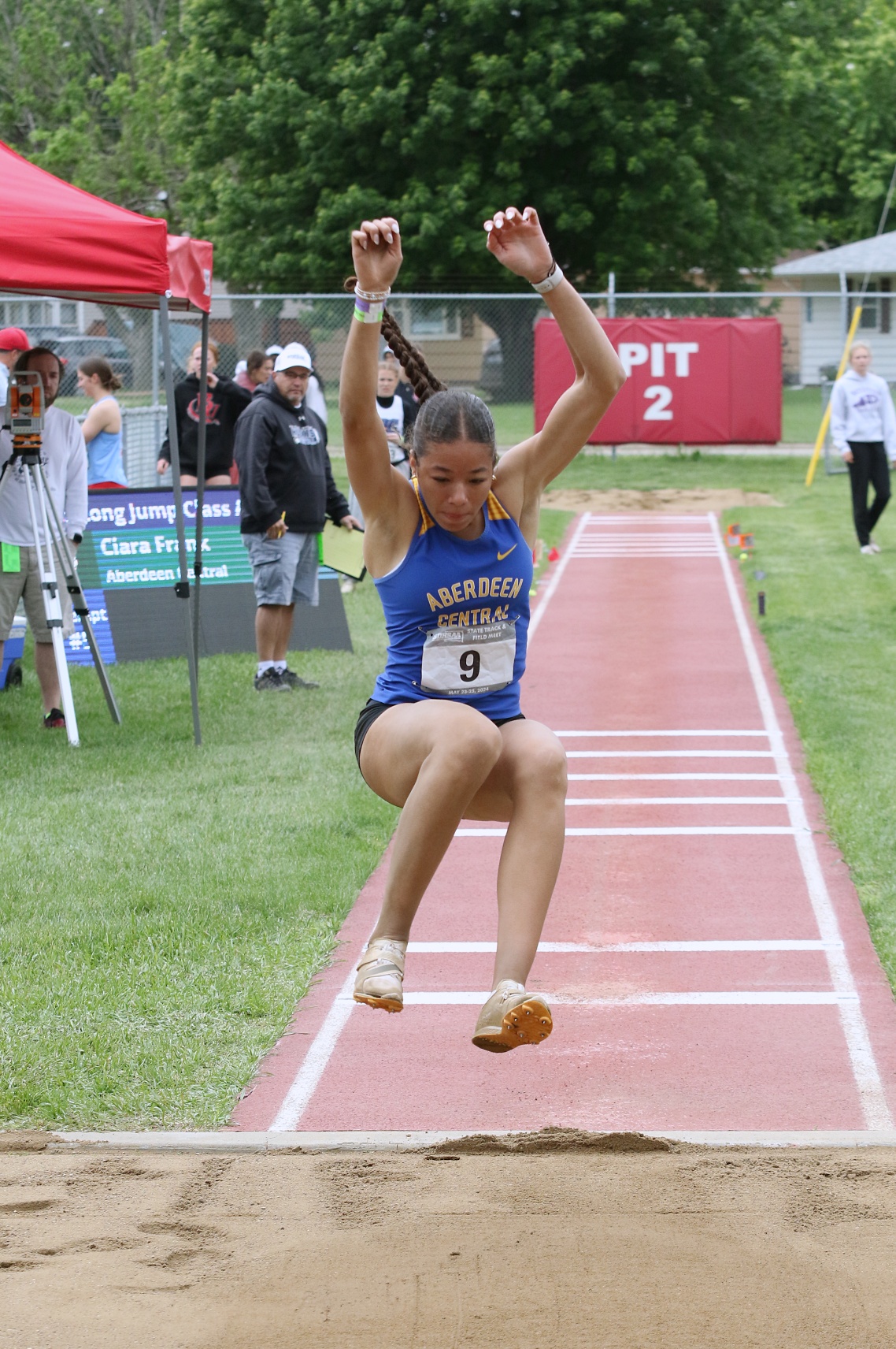 State Track Meet: Central's Rife Wins 100-meter Dash; Northwestern's ...