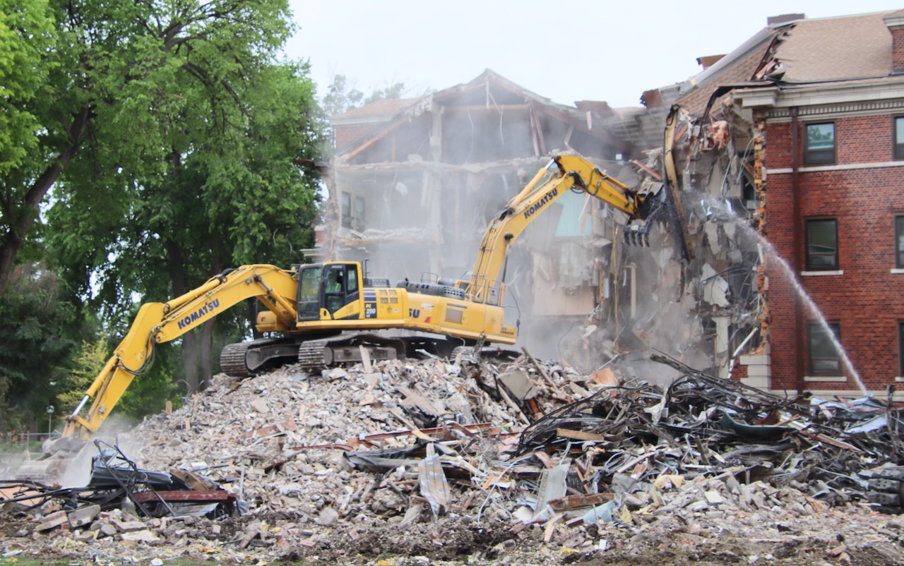 Gallery: Lincoln Hall Demolition Begins Monday | Aberdeen Insider