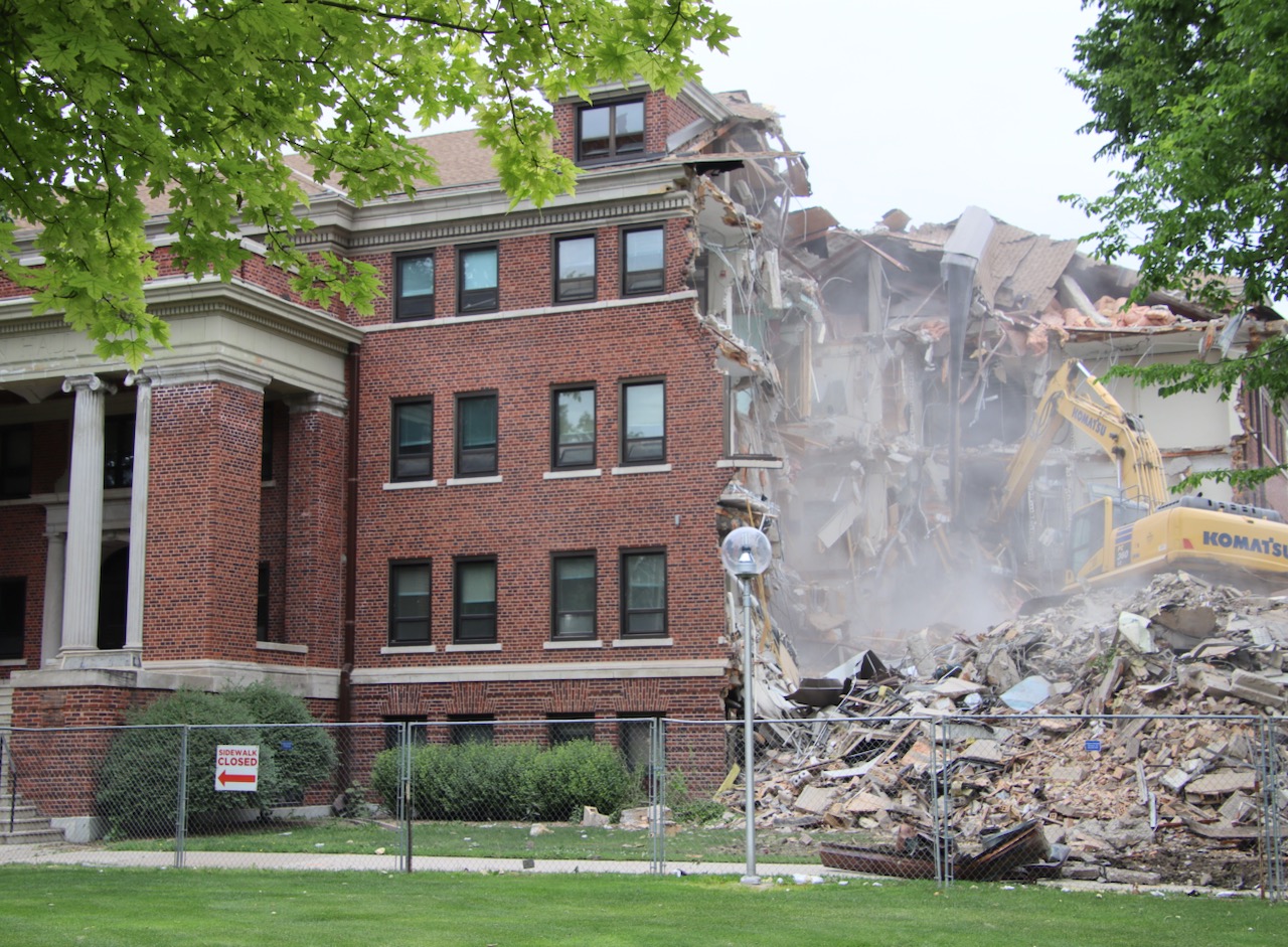 Gallery: Lincoln Hall Demolition Begins Monday | Aberdeen Insider