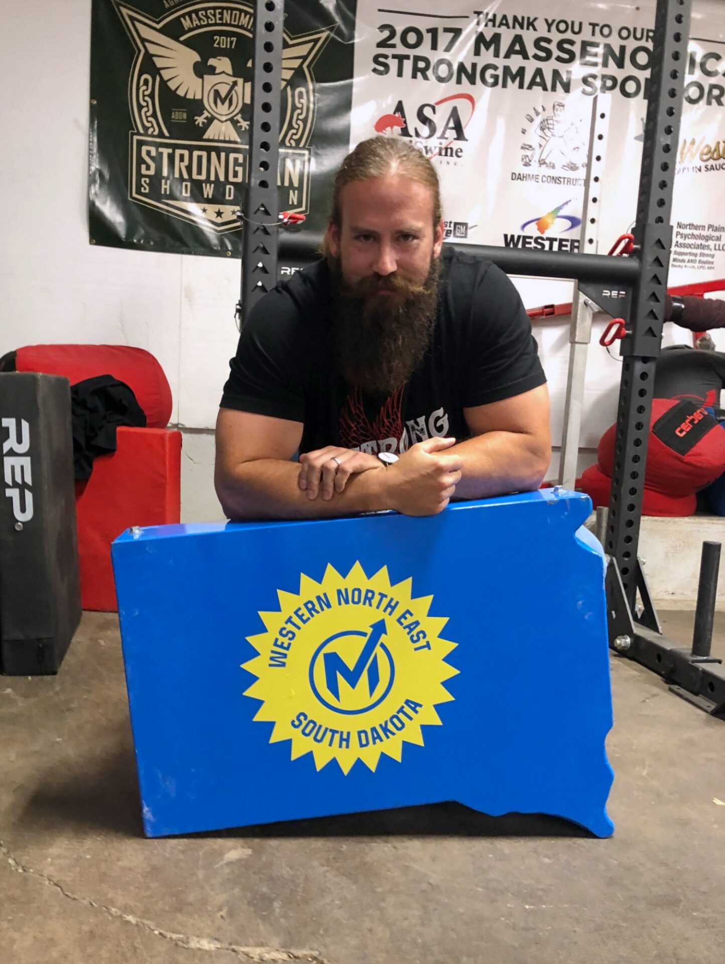 Massenomics Powerlifting Classic Adds Strongman Events, More ...