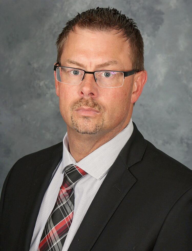 Sports Roundup: Wings Open Robertson Cup Playoffs With Split In ...