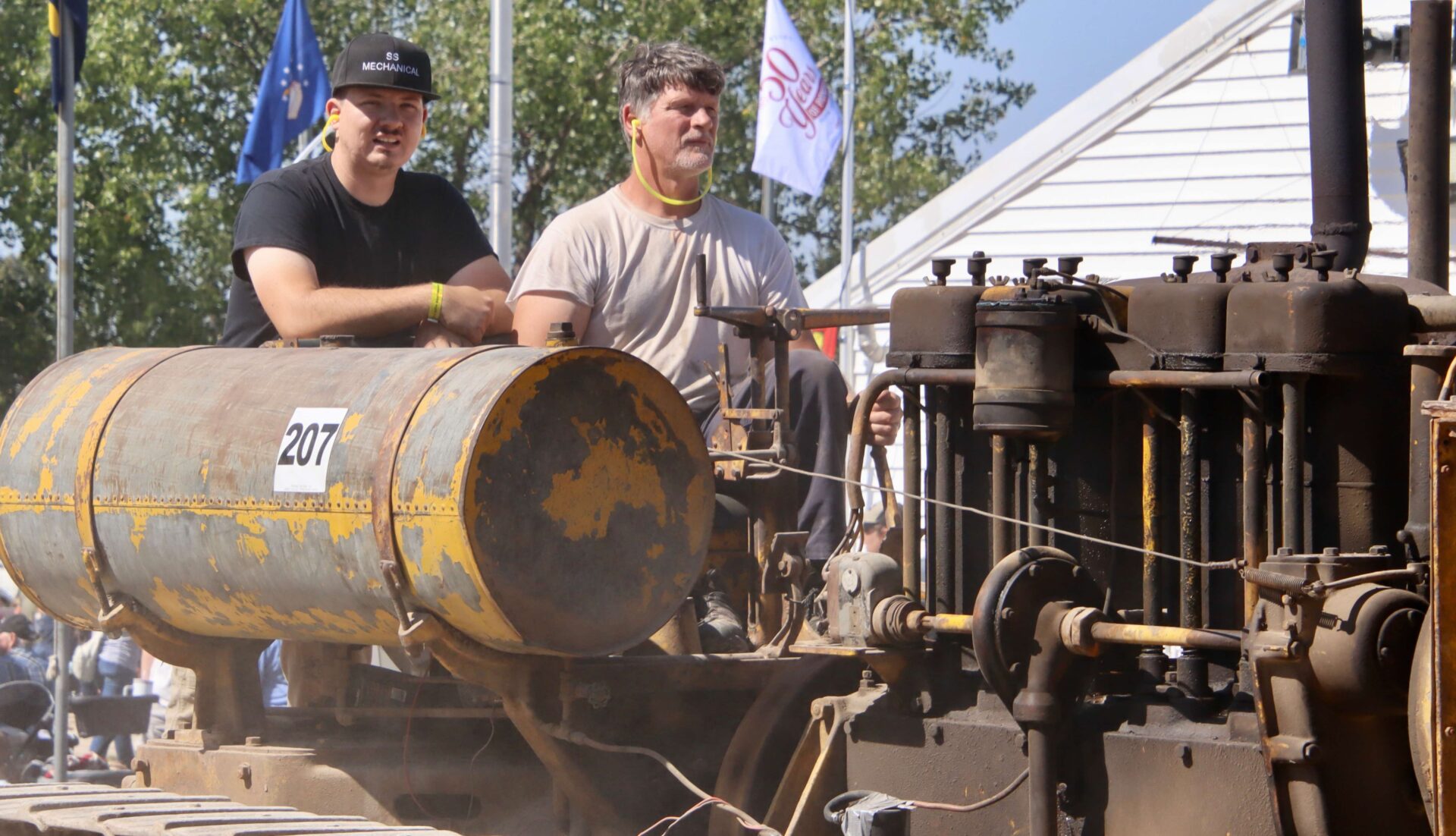Gallery: Thousands Visit Andover For 50th James Valley Threshing Show ...