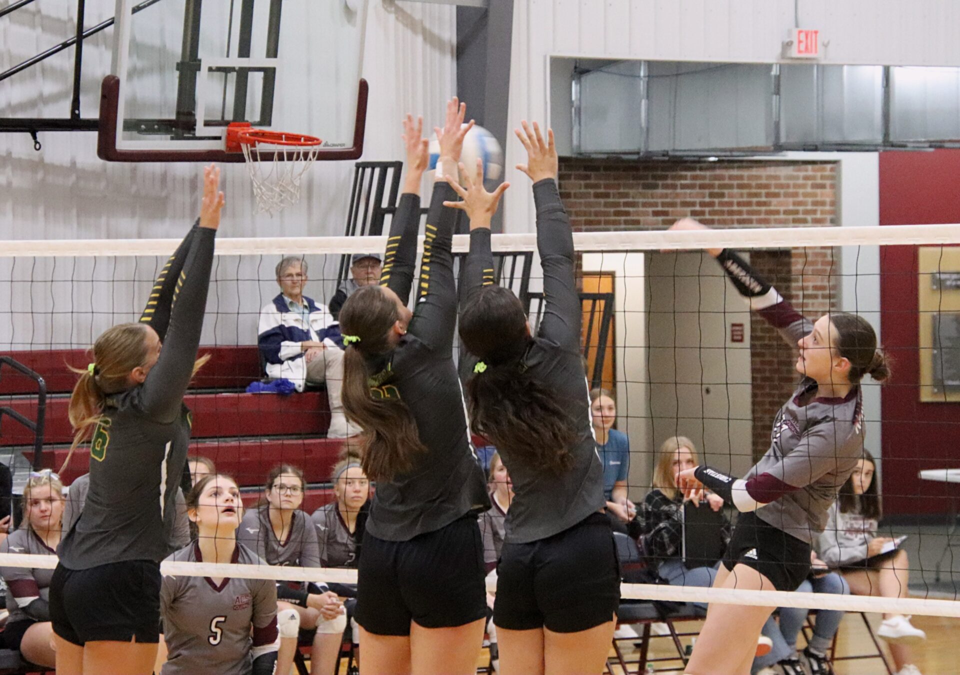 Aberdeen Christian Holds Off Roncalli In Five Sets | Aberdeen Insider