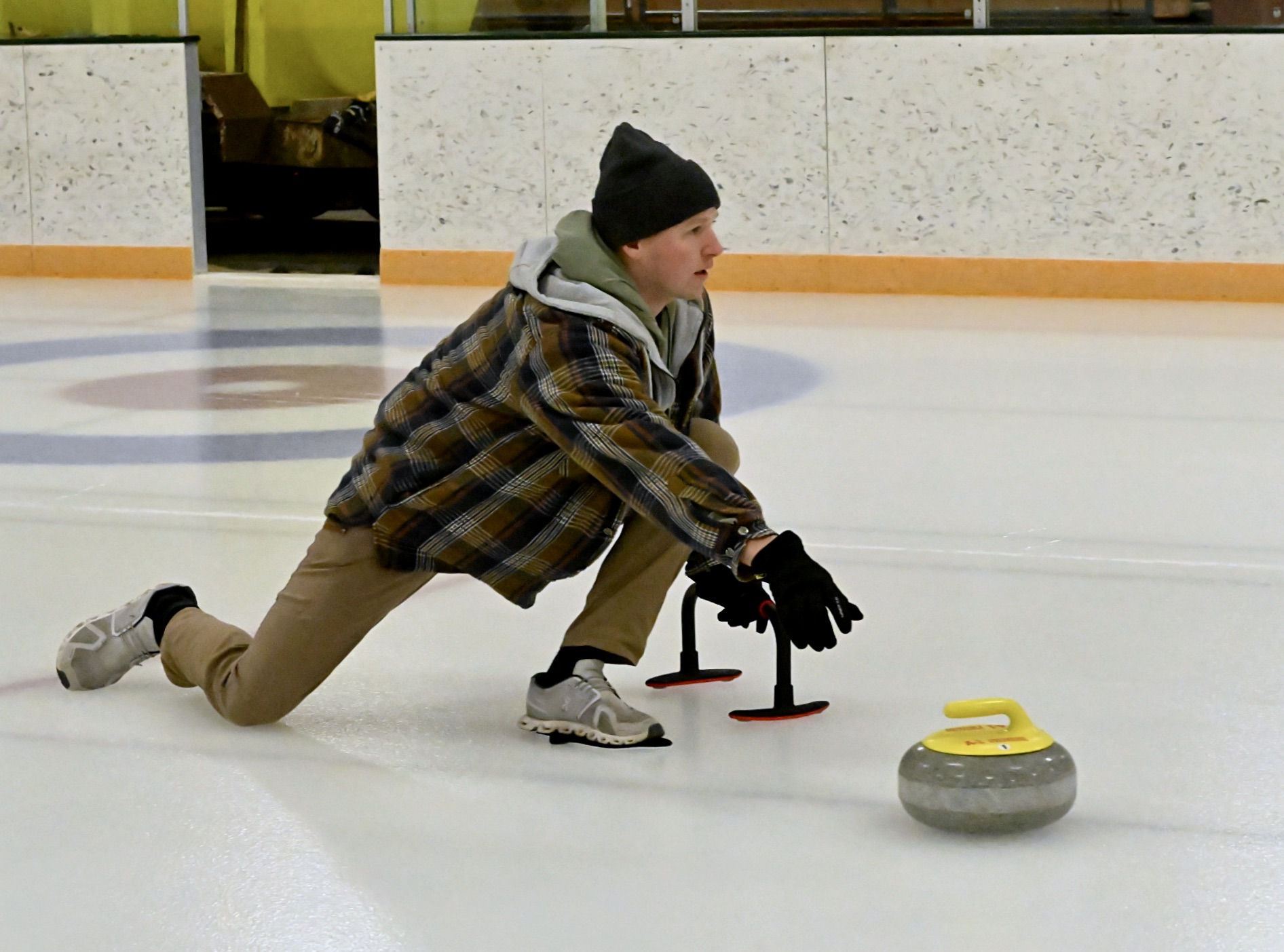 Gallery: Curlers Counter Cold At Broom Snapper Bonspiel | Aberdeen Insider