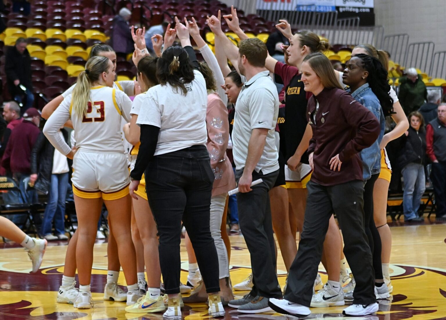 Northern State Women End Southwest Minnesota's 17-game Streak, Are No ...