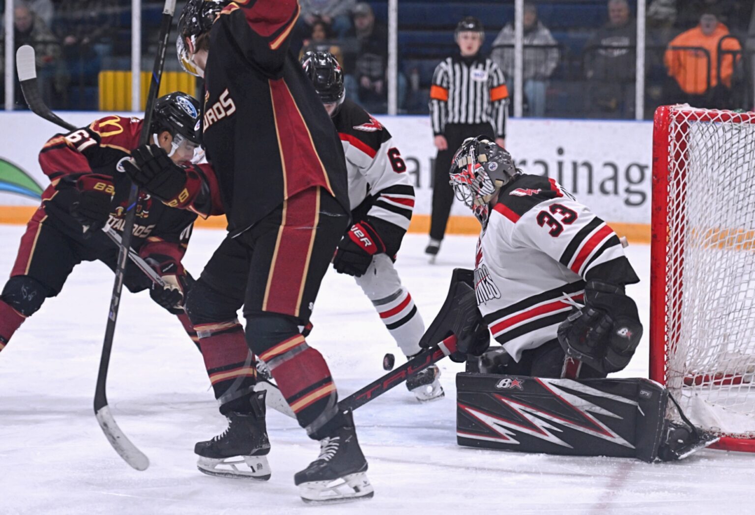 Aberdeen Wings Dominate Minot, Move Within One Point Of NAHL Playoffs ...