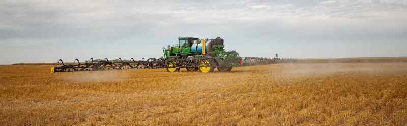 John Deere See & Spray Technology Focuses Sprayers To Target Weeds ...