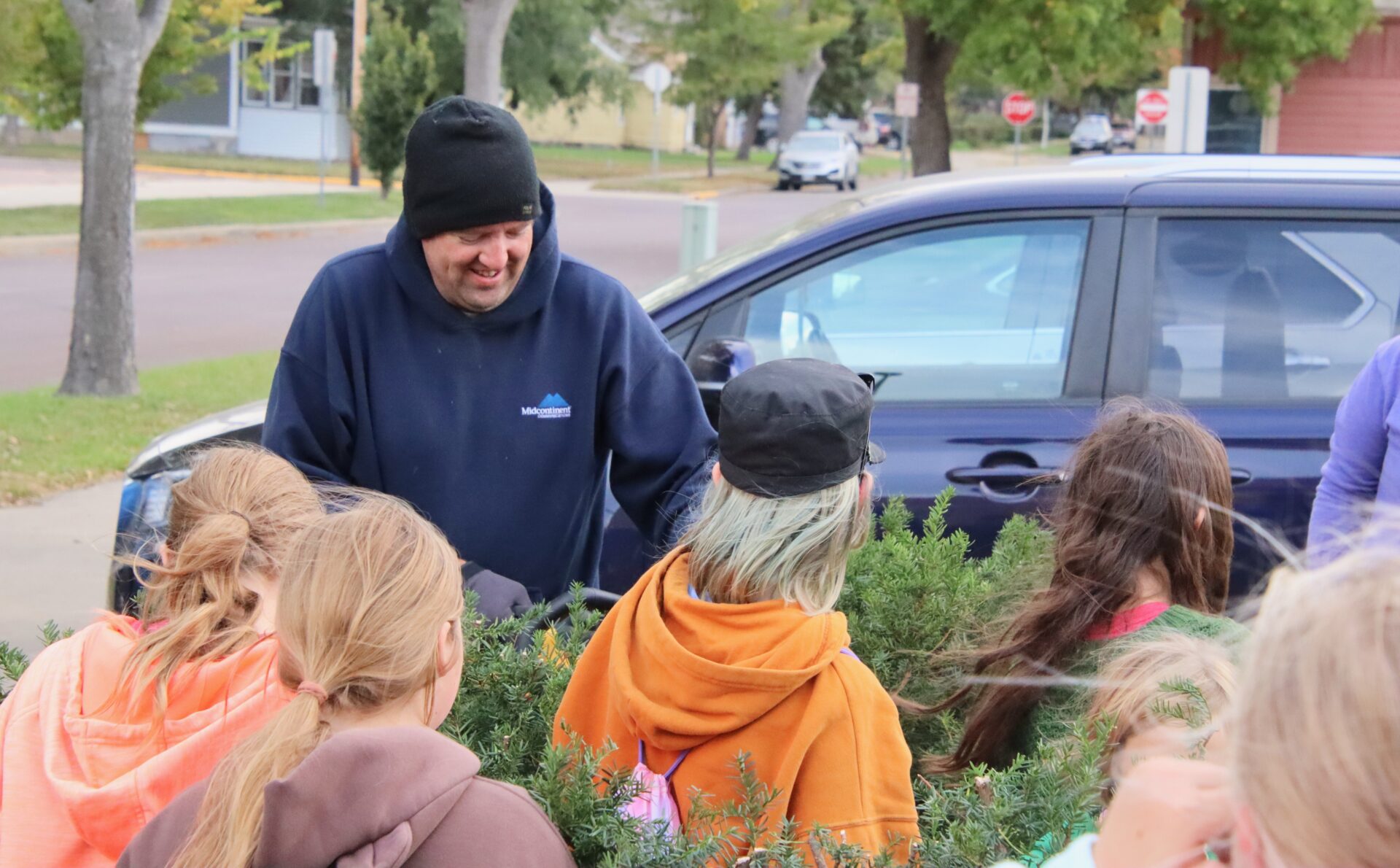 Girl Scouts Make Quick Work Of Landscaping Improvements | Aberdeen Insider
