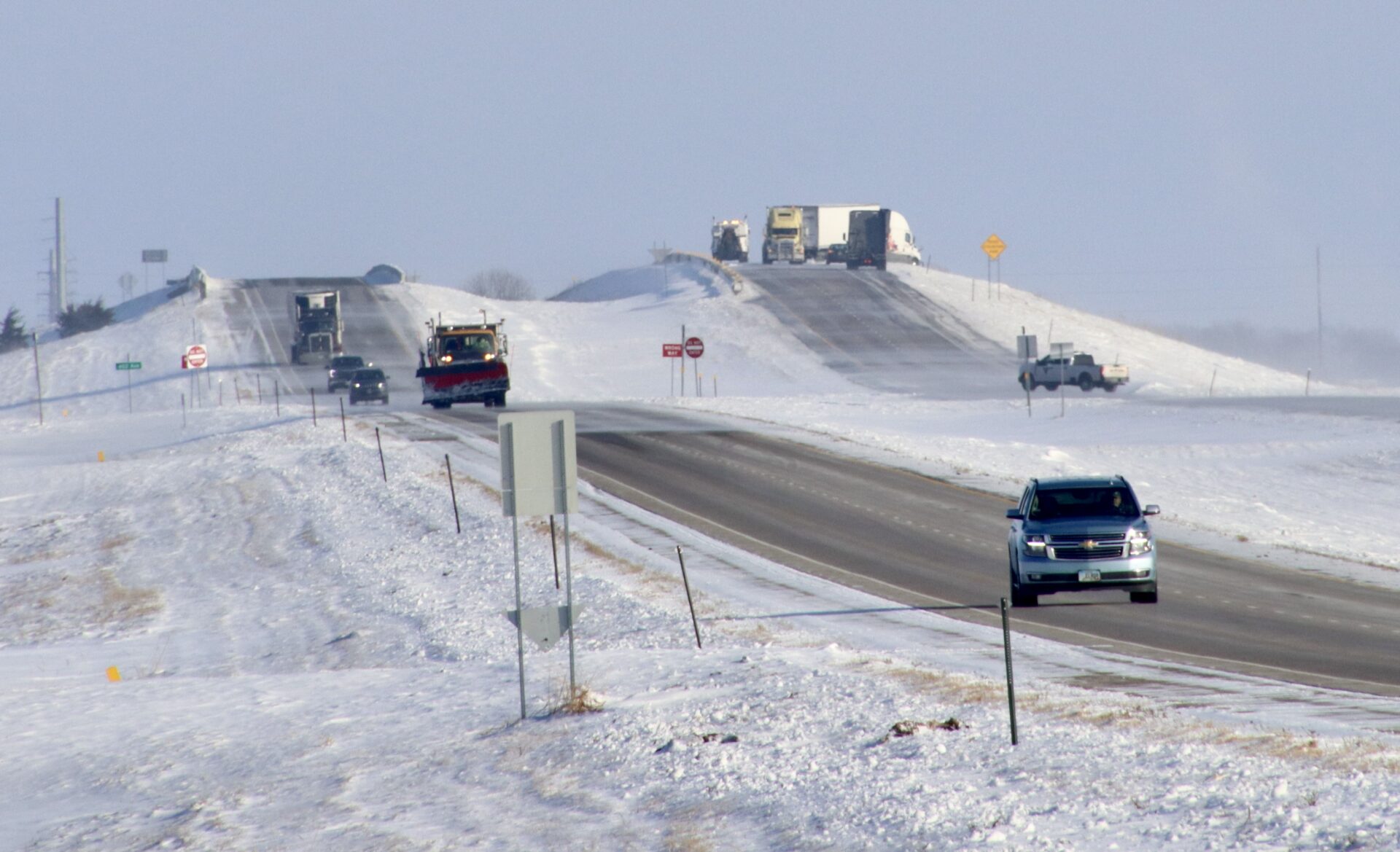 Semi Partially Slides Off Overpass, Temporarily Closes Portion Of U.S ...