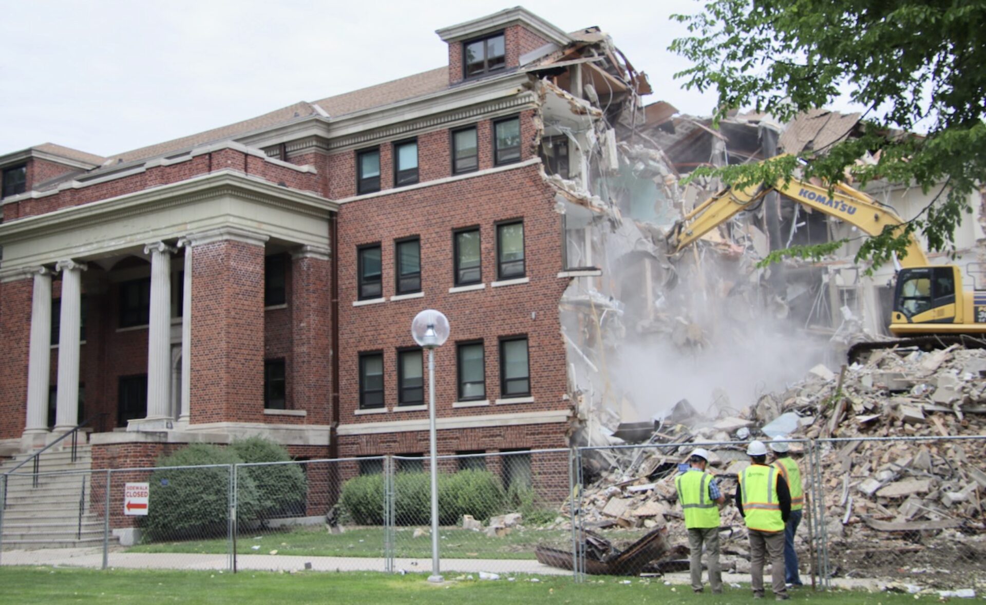 Past Meets Present: Lincoln Hall History Preserved With Business And ...