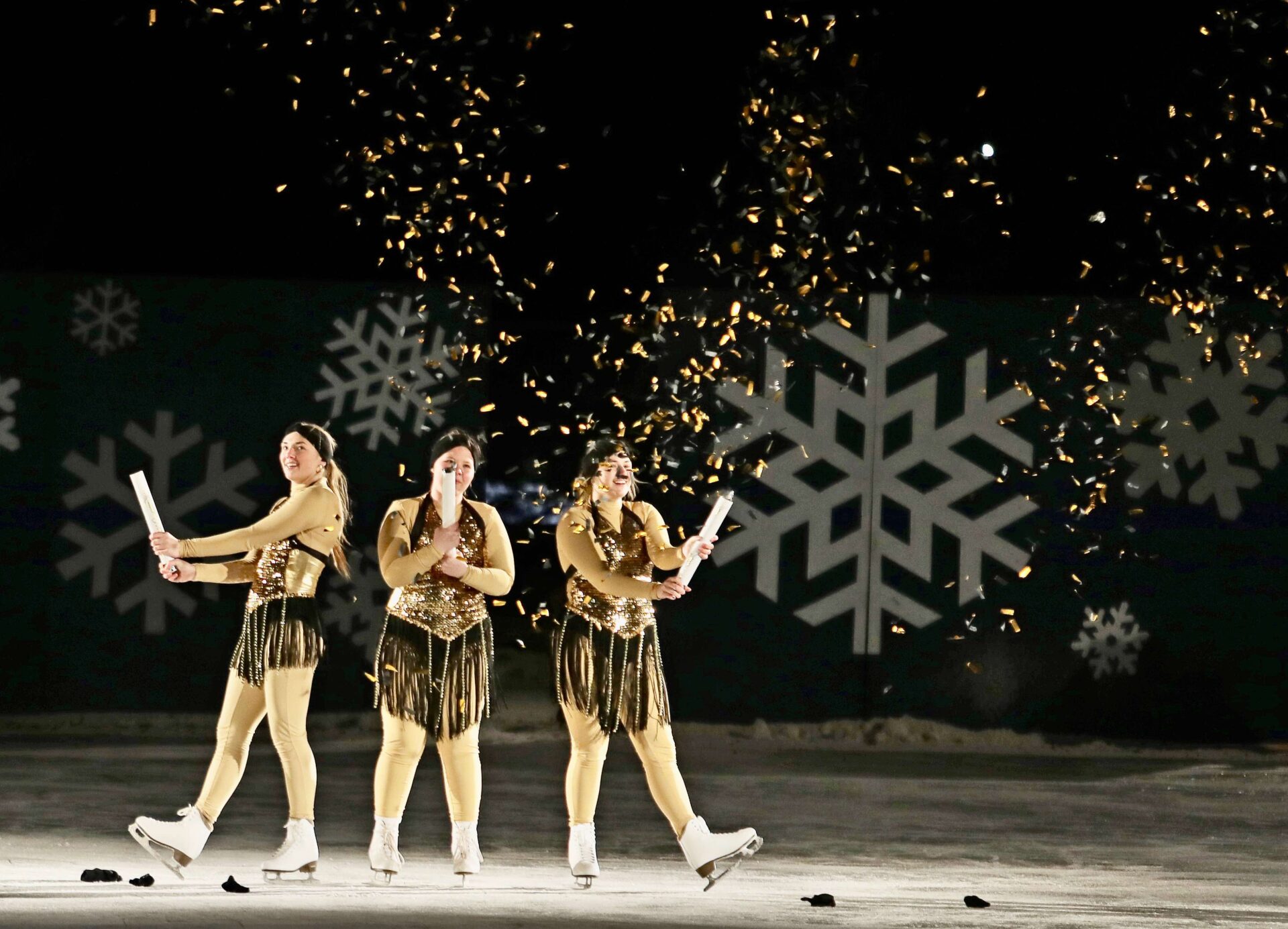 Gallery: McKenna Tietz Crowned Queen At 2026 Carnival Of Silver Skates ...